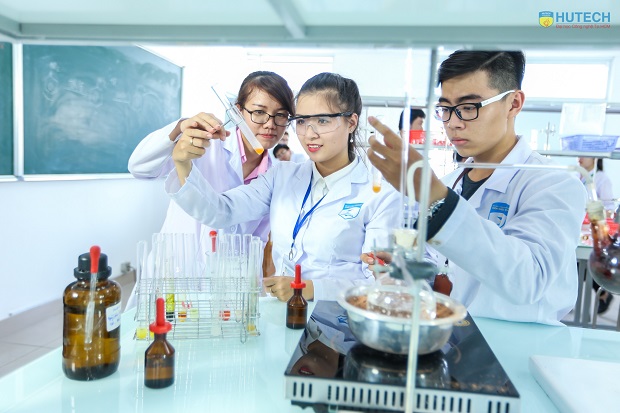 HUTECH TRAINING SYSTEM - HUTECH UNIVERSITY OF TECHNOLOGY