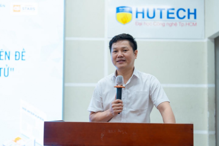 Sinh viên HUTECH cập nhật kiến thức về tác hại của thuốc lá và thuốc lá ...