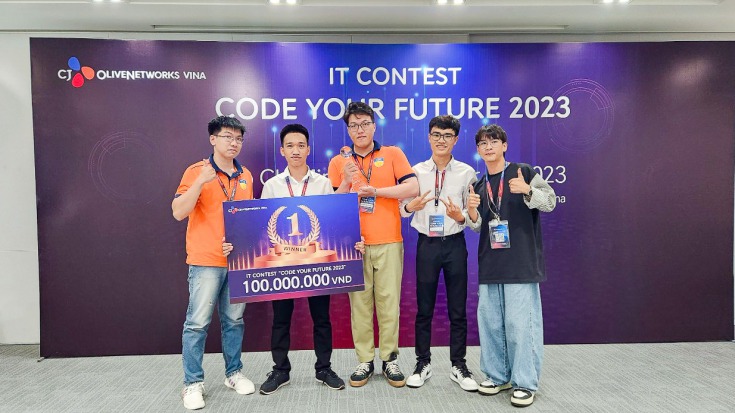 Sinh viên Khoa Công nghệ thông tin HUTECH giành giải Nhất cuộc thi Code Your Future với giải ...