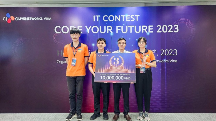 Sinh viên Khoa Công nghệ thông tin HUTECH giành giải Nhất cuộc thi Code Your Future với giải ...
