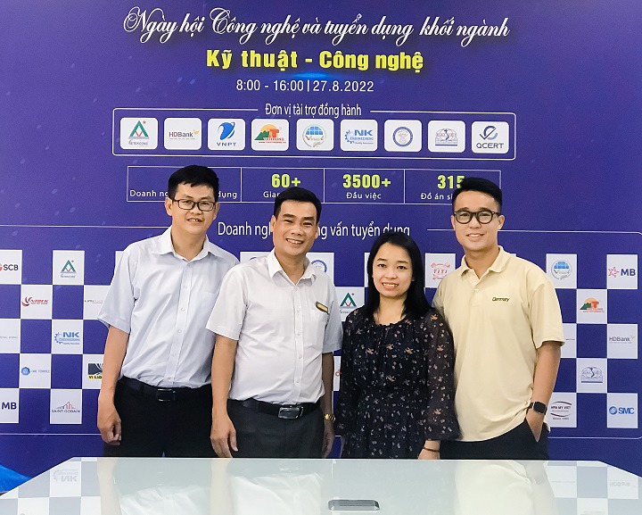 Viện Khoa học Ứng dụng HUTECH làm việc cùng Ktest về việc tổ chức ...