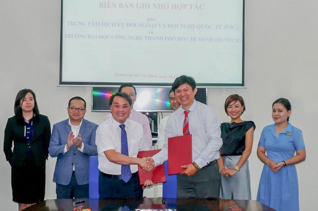 HUTECH ký kết hợp tác với Trung tâm Dịch vụ Đối ngoại và Hội nghị Quốc ...