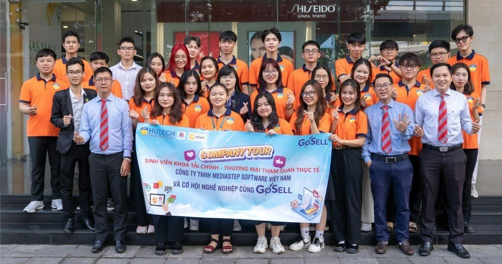 Tham quan Công ty Mediastep Software Viet Nam, sinh viên ngành Thương ...