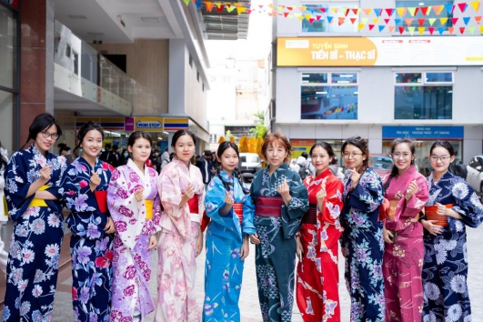 VJIT students embrace Japanese traditional through Kimono workshop ...