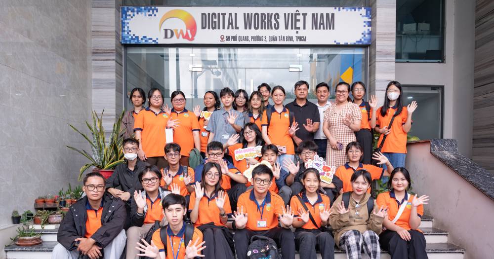 Sinh viên ngành Nghệ thuật số HUTECH tham quan học tập tại Công ty ...
